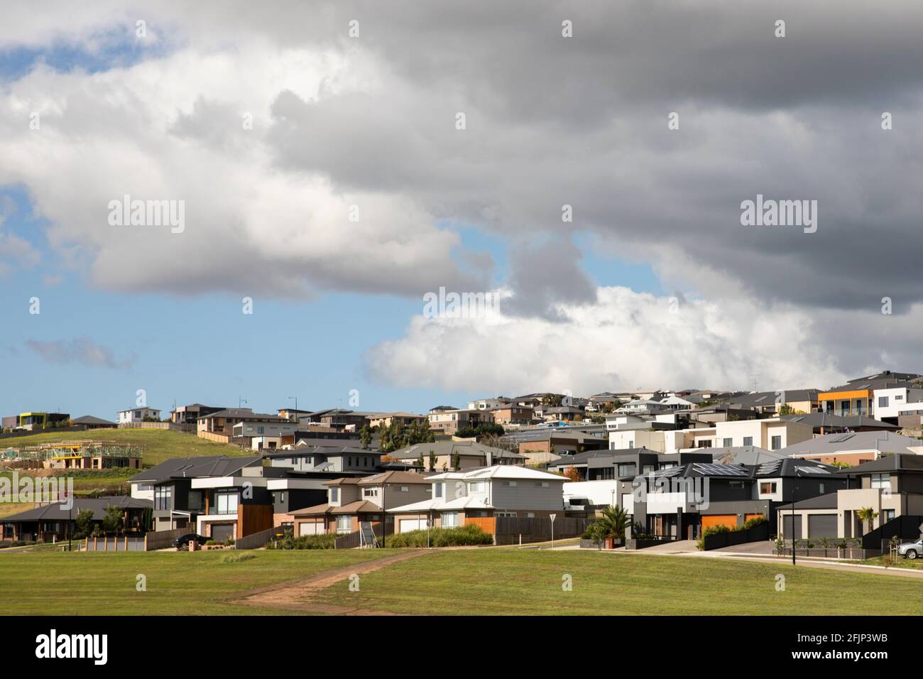 Australian housing development hi-res stock photography and images - Alamy
