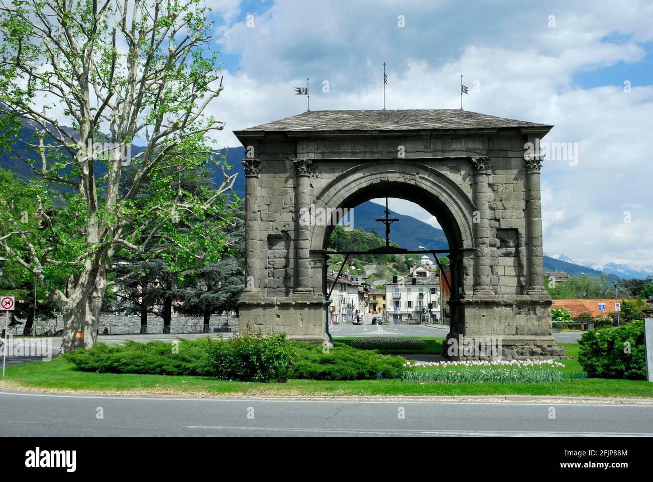 Arch of Augustus, Arch of Triumph, Aosta, Piedmont, Italy Stock Photo ...