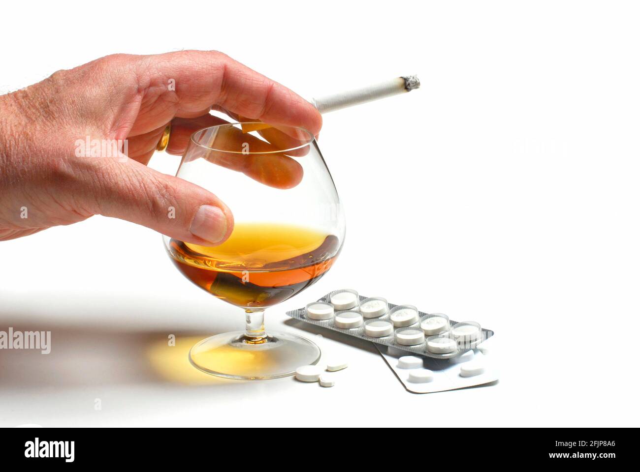 Alcohol, tablets and cigarettes, abuse, pills, tablet abuse, smoking ...