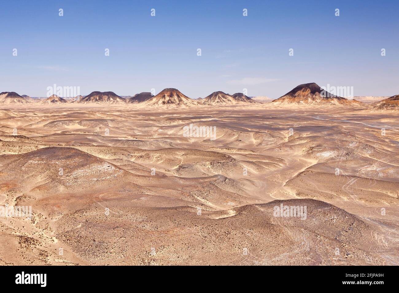 Black desert egypt hi-res stock photography and images - Alamy
