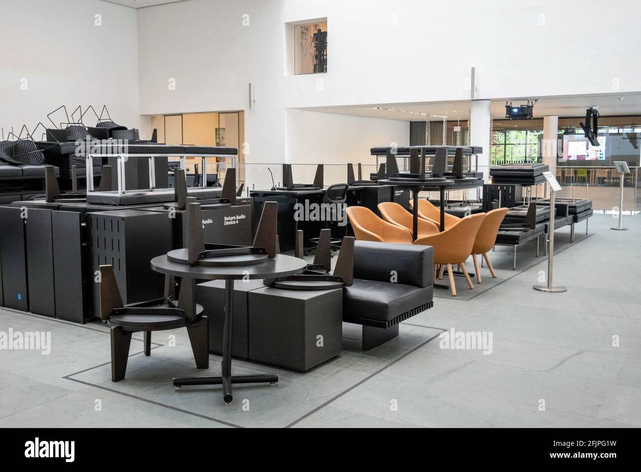 Amanda Williams "Embodied Sensations" installation at the Museum of ...