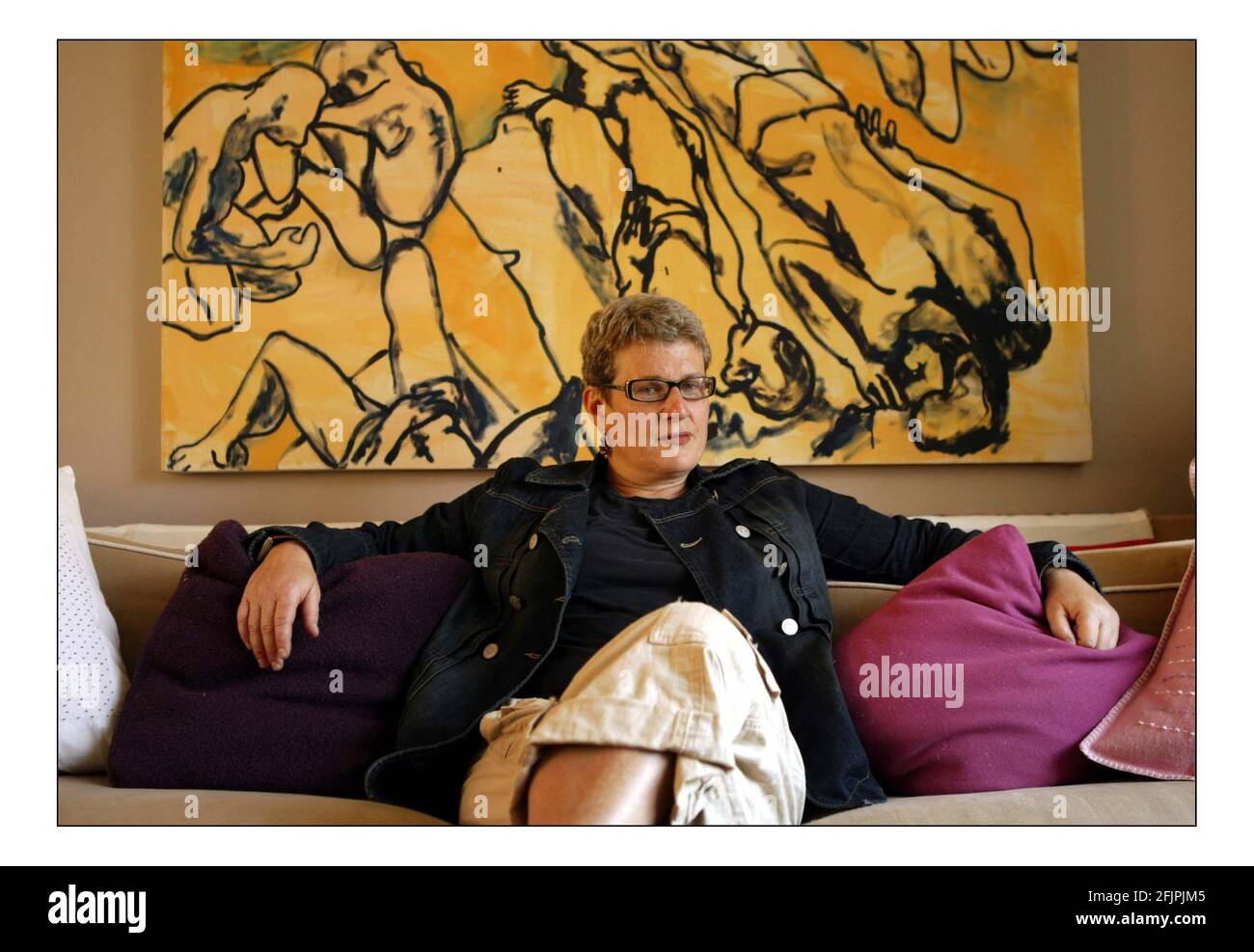 Meg Rosoff at home in Londonpic David Sandison 14/9/2005 Stock Photo ...