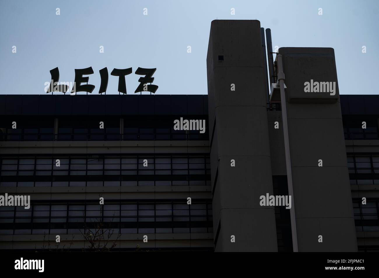 Leitz logo hi-res stock photography and images - Alamy