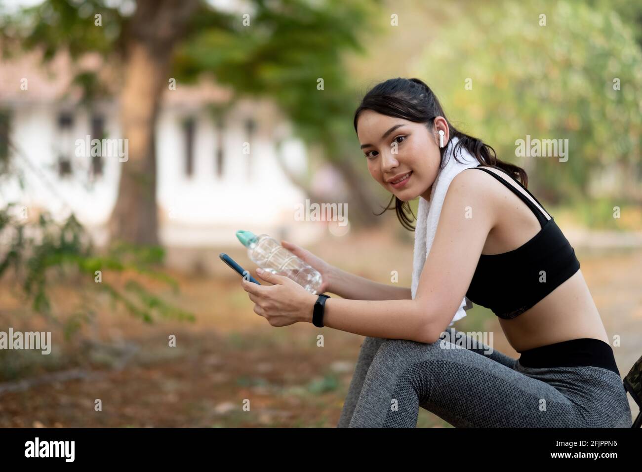 Break a sweat hi-res stock photography and images - Alamy