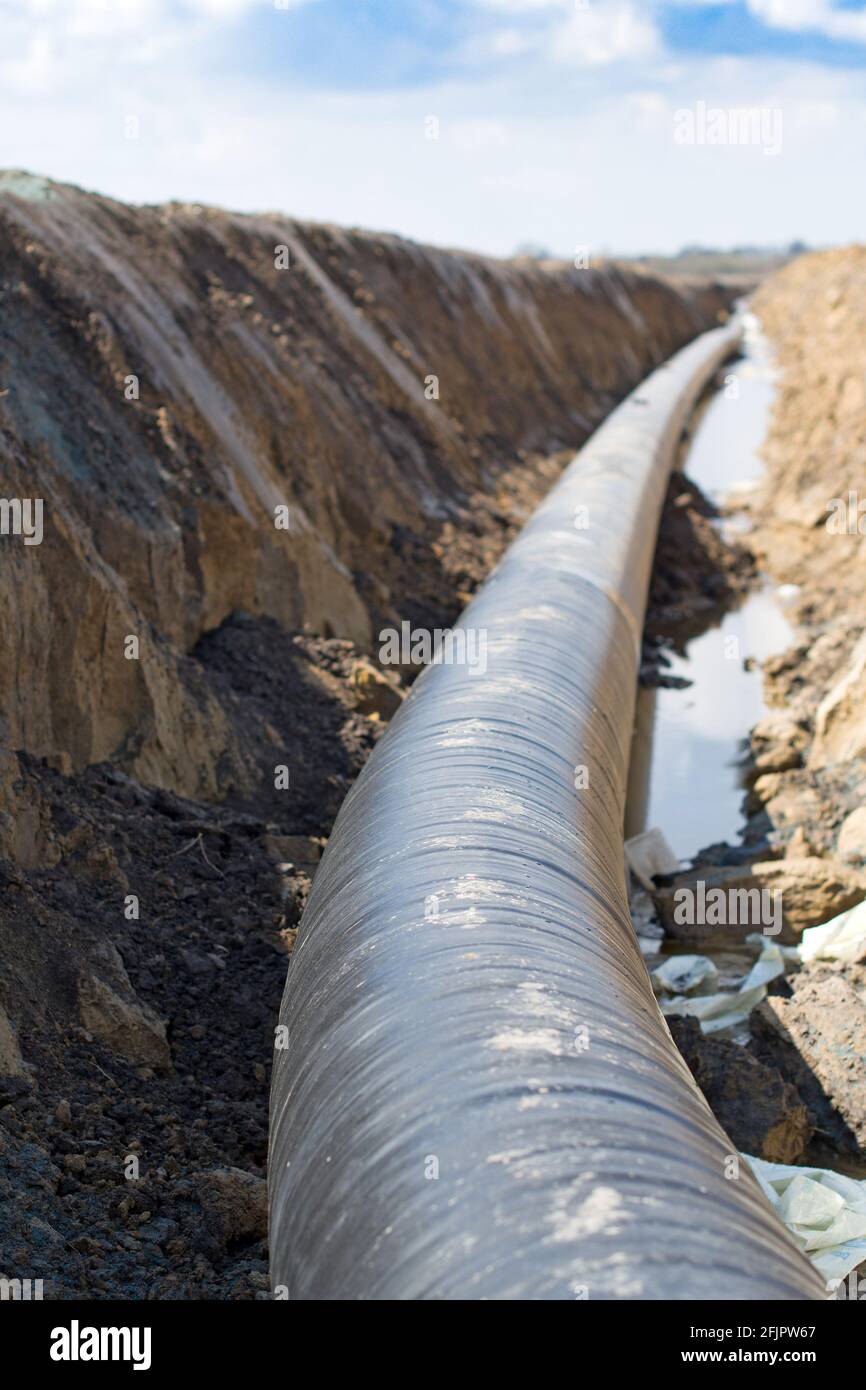 Fossil fuel trench hi-res stock photography and images - Alamy
