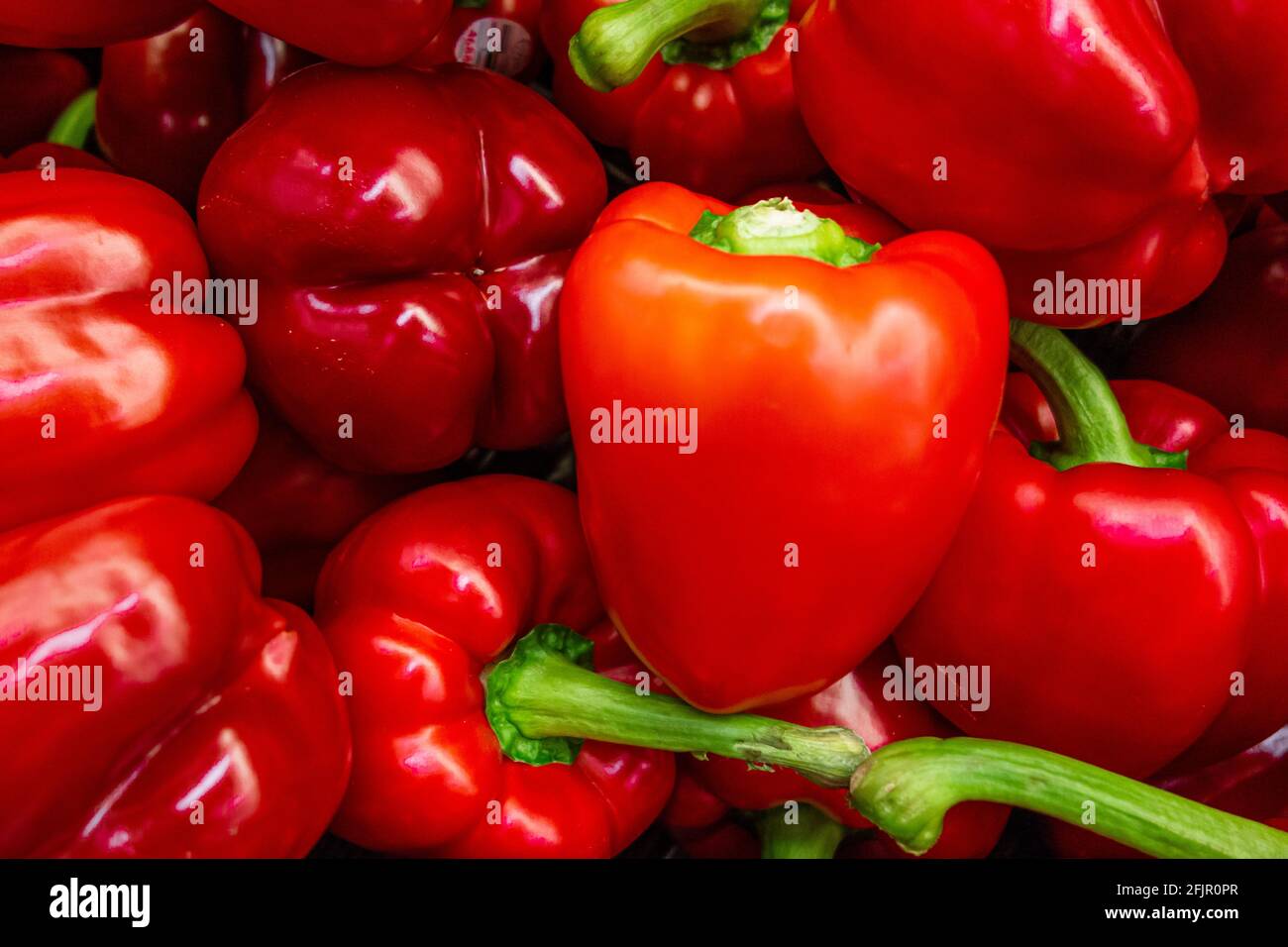 Bell peppers display hi-res stock photography and images - Alamy