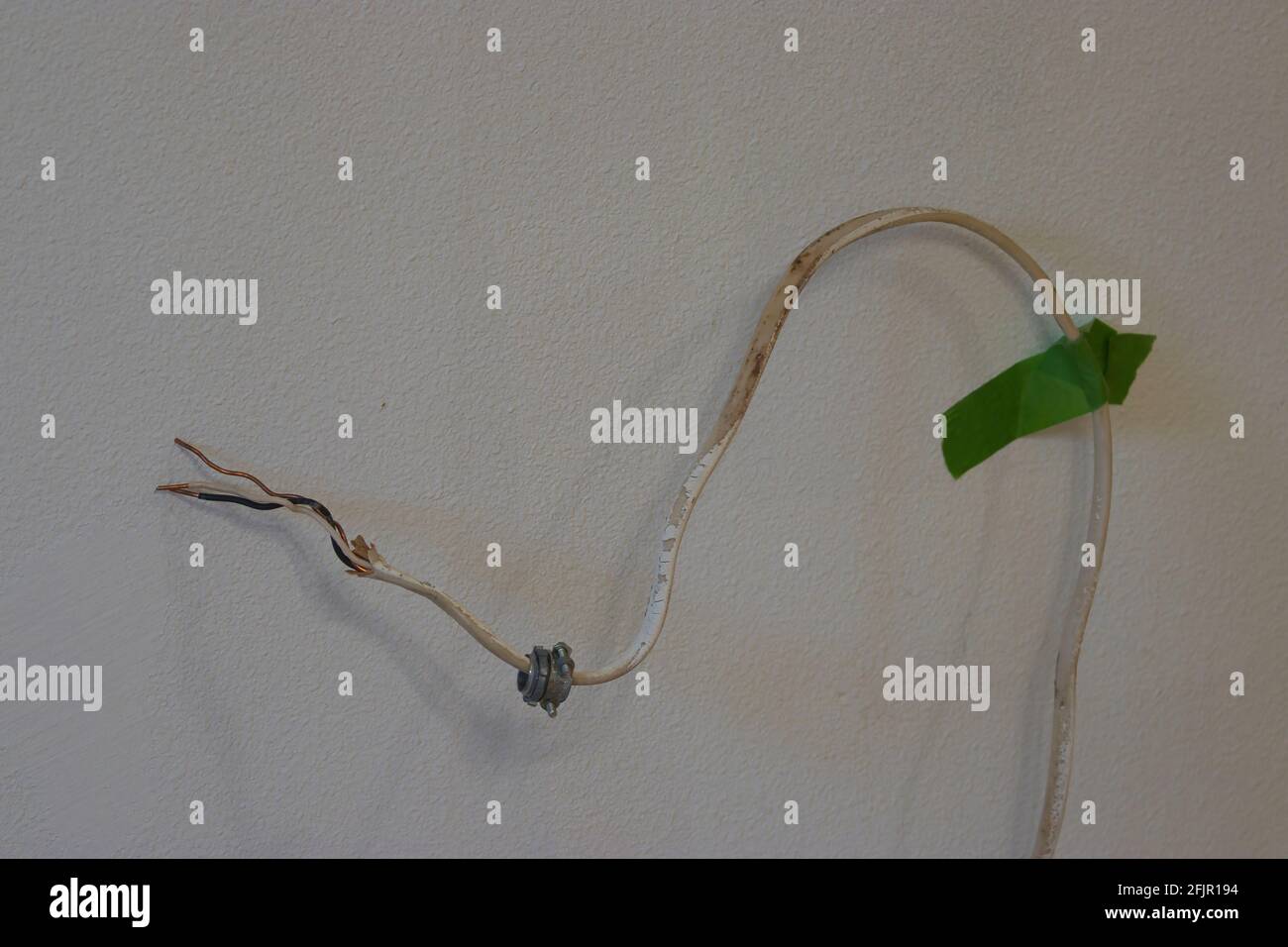 Exposed electrical socket hi-res stock photography and images - Alamy