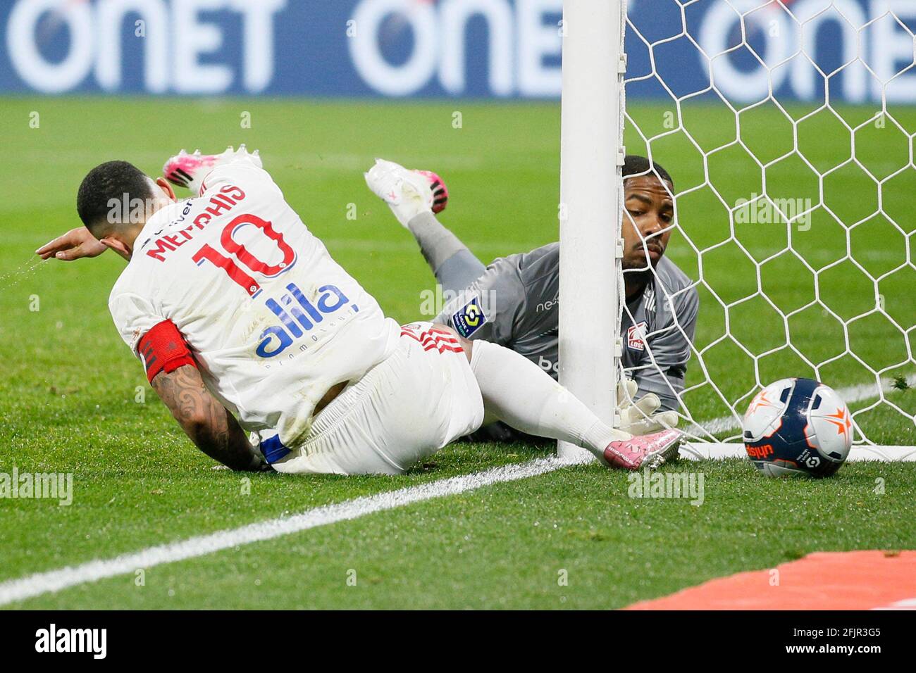 Soccer Football - Ligue 1 - Olympique Lyon vs LOSC - Groupama Stadium ...