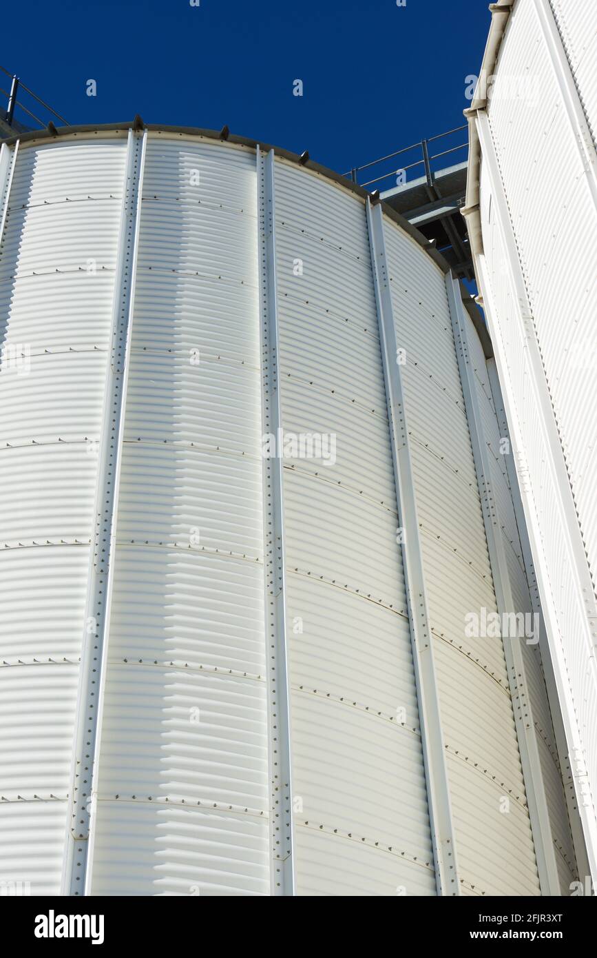Seed tanks hi-res stock photography and images - Alamy