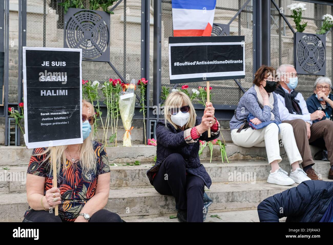 Lyon (France), April 25, 2021.About 800 people gathered in front of the ...