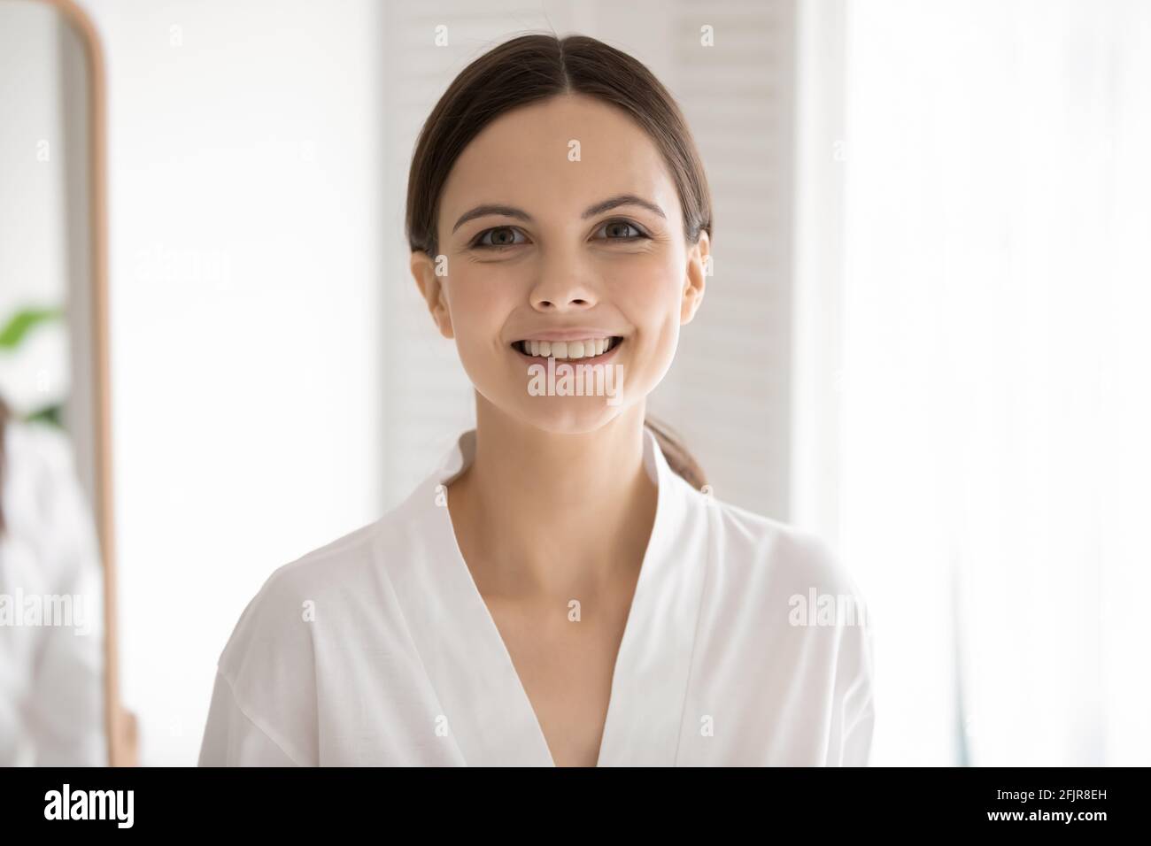 Female consumer hi-res stock photography and images - Alamy