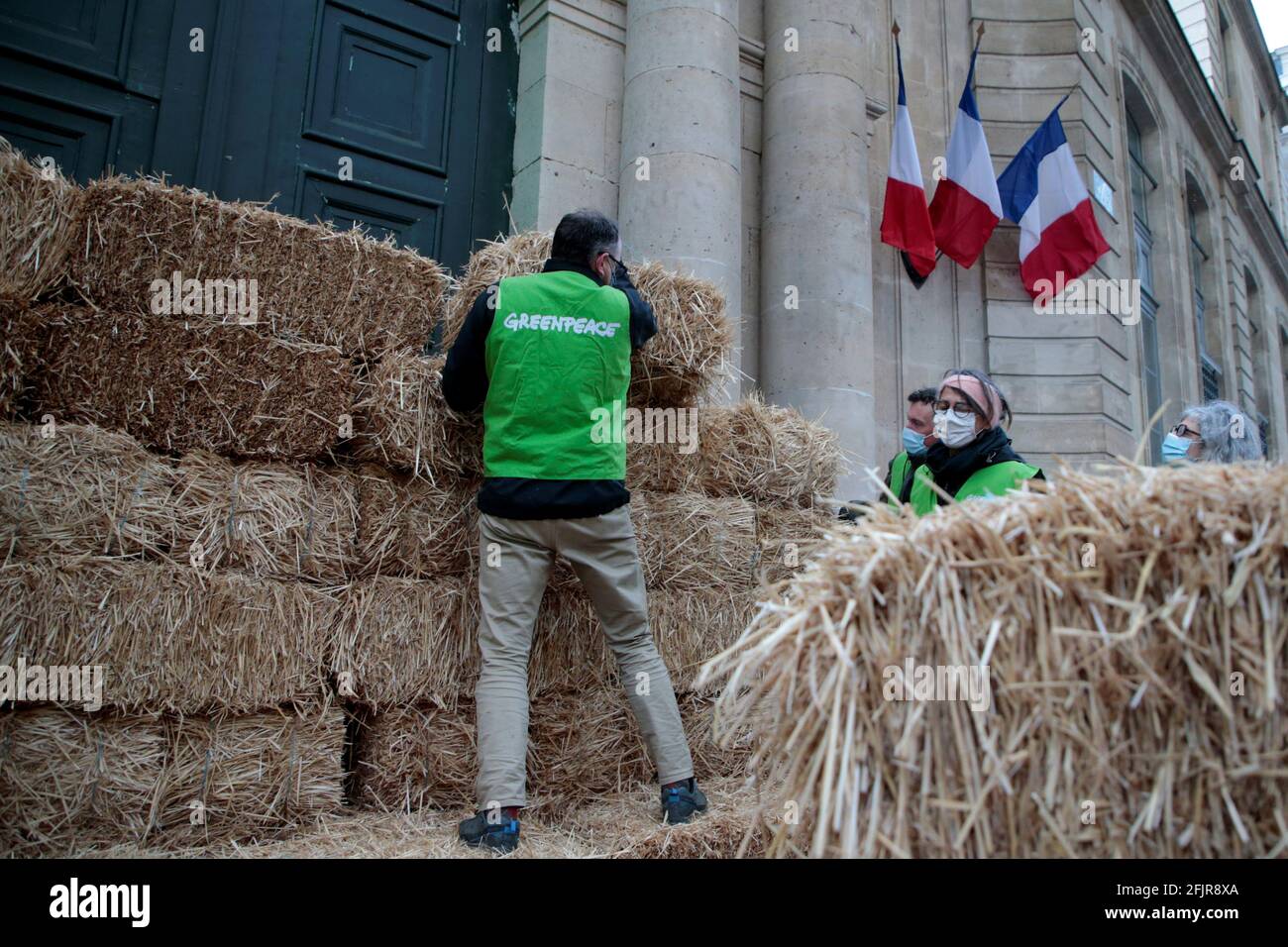 Ecological transition ministry hi-res stock photography and images - Alamy