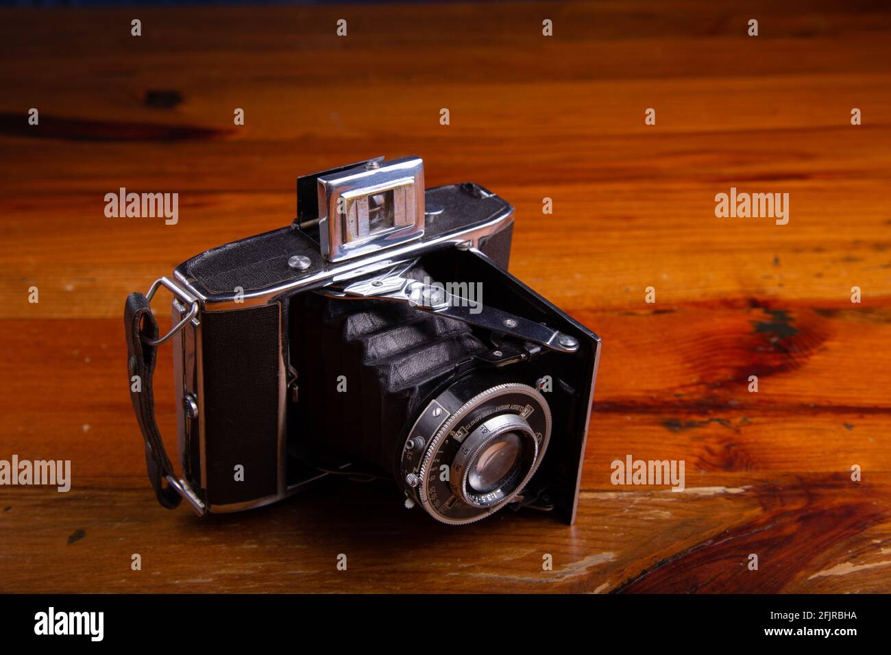 1980s camera hi-res stock photography and images - Alamy