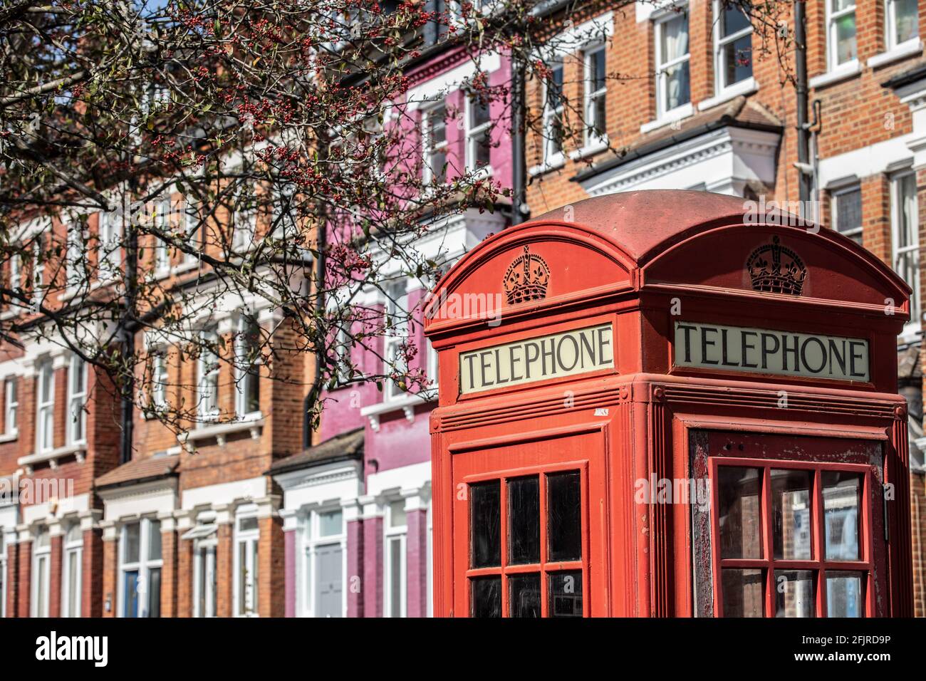 Middle class neighbourhood hi-res stock photography and images - Alamy