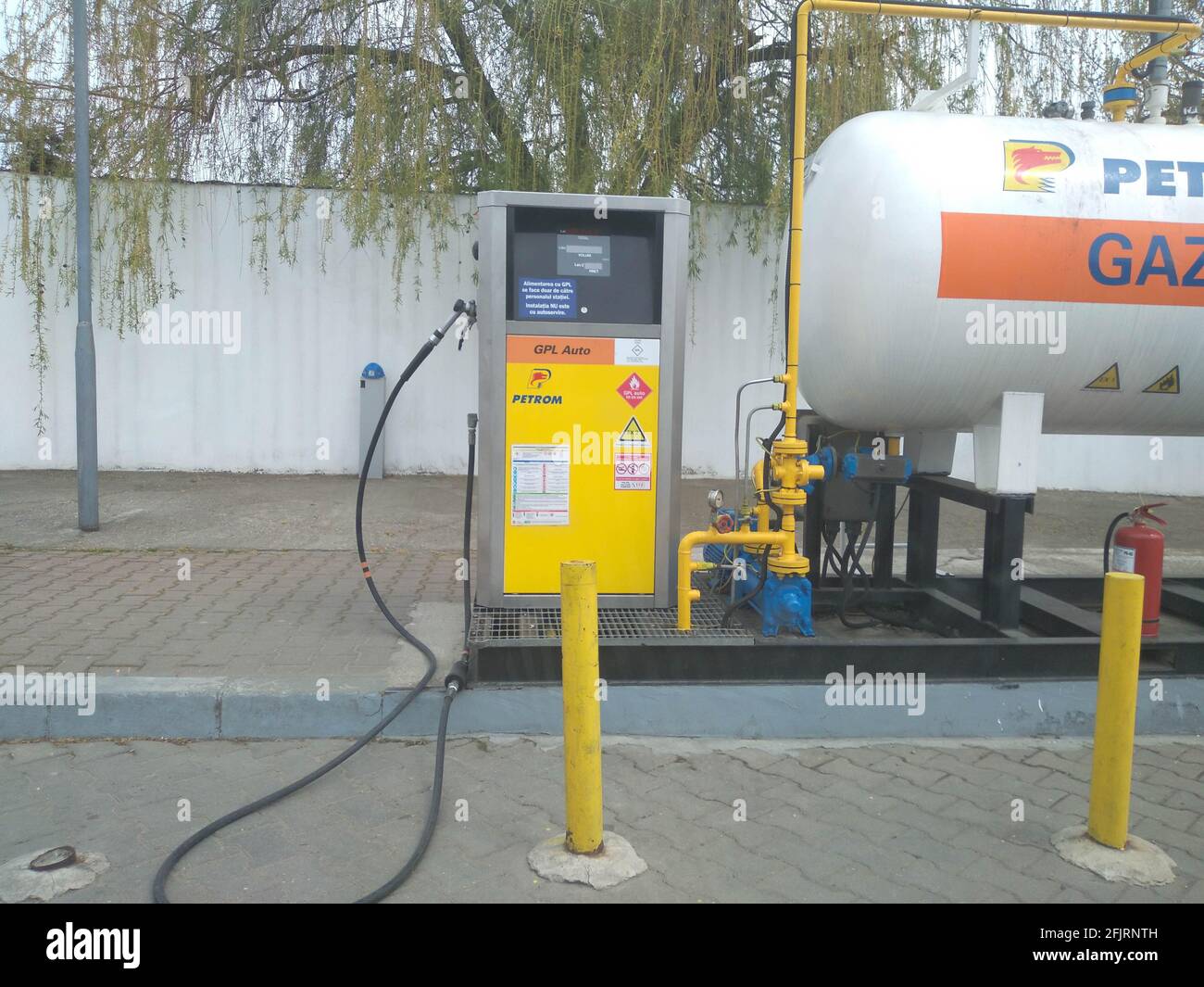 Gas station petrom hi-res stock photography and images - Alamy
