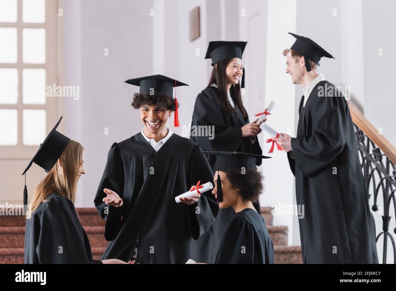 Black women talking academic hi-res stock photography and images - Alamy