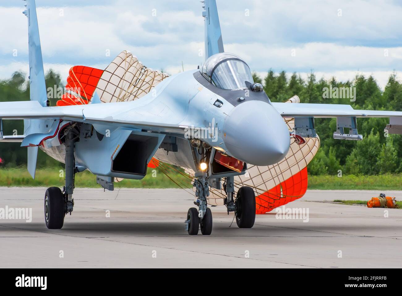 Fighter pilot parachute hi-res stock photography and images - Alamy