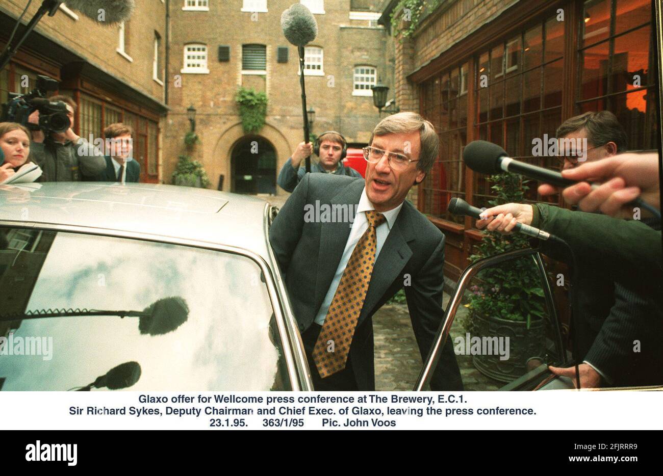 Richard sykes hi-res stock photography and images - Alamy