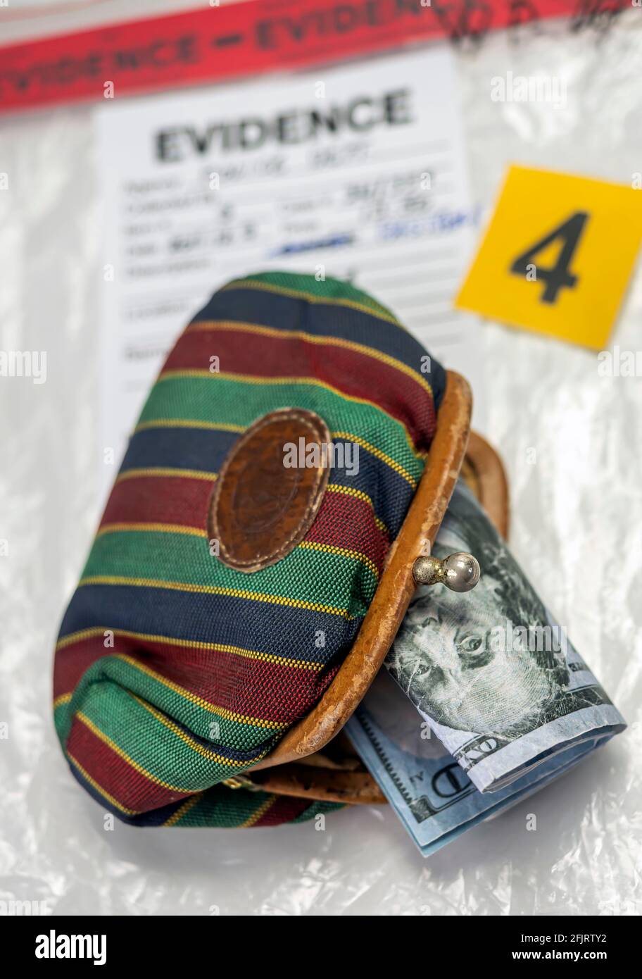 Crime notes hi-res stock photography and images - Alamy