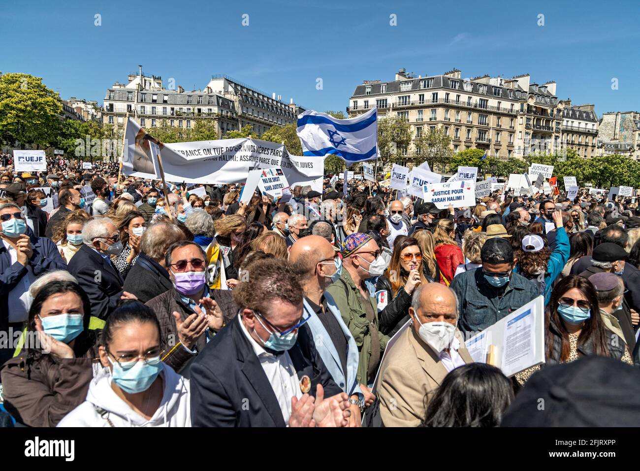 Sarah halimi hi-res stock photography and images - Alamy