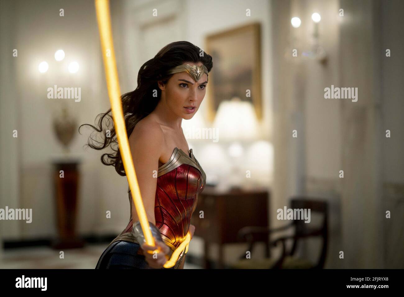 WONDER WOMAN 1984 (2020) GAL GADOT PATTY JENKINS (DIR) WARNER BROS/MOVIESTORE COLLECTION LTD ...