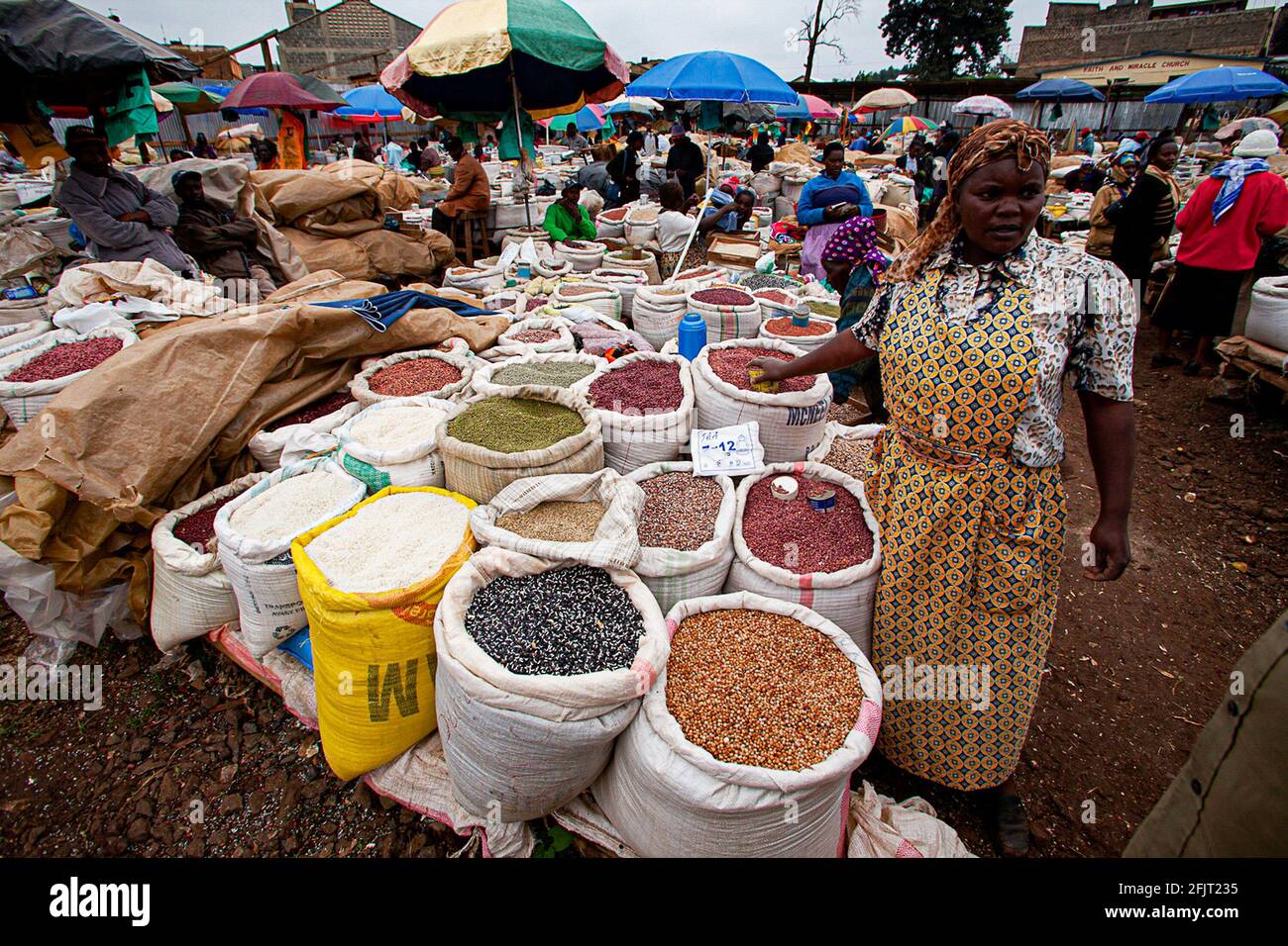 Kikuyu tribe hi-res stock photography and images - Alamy