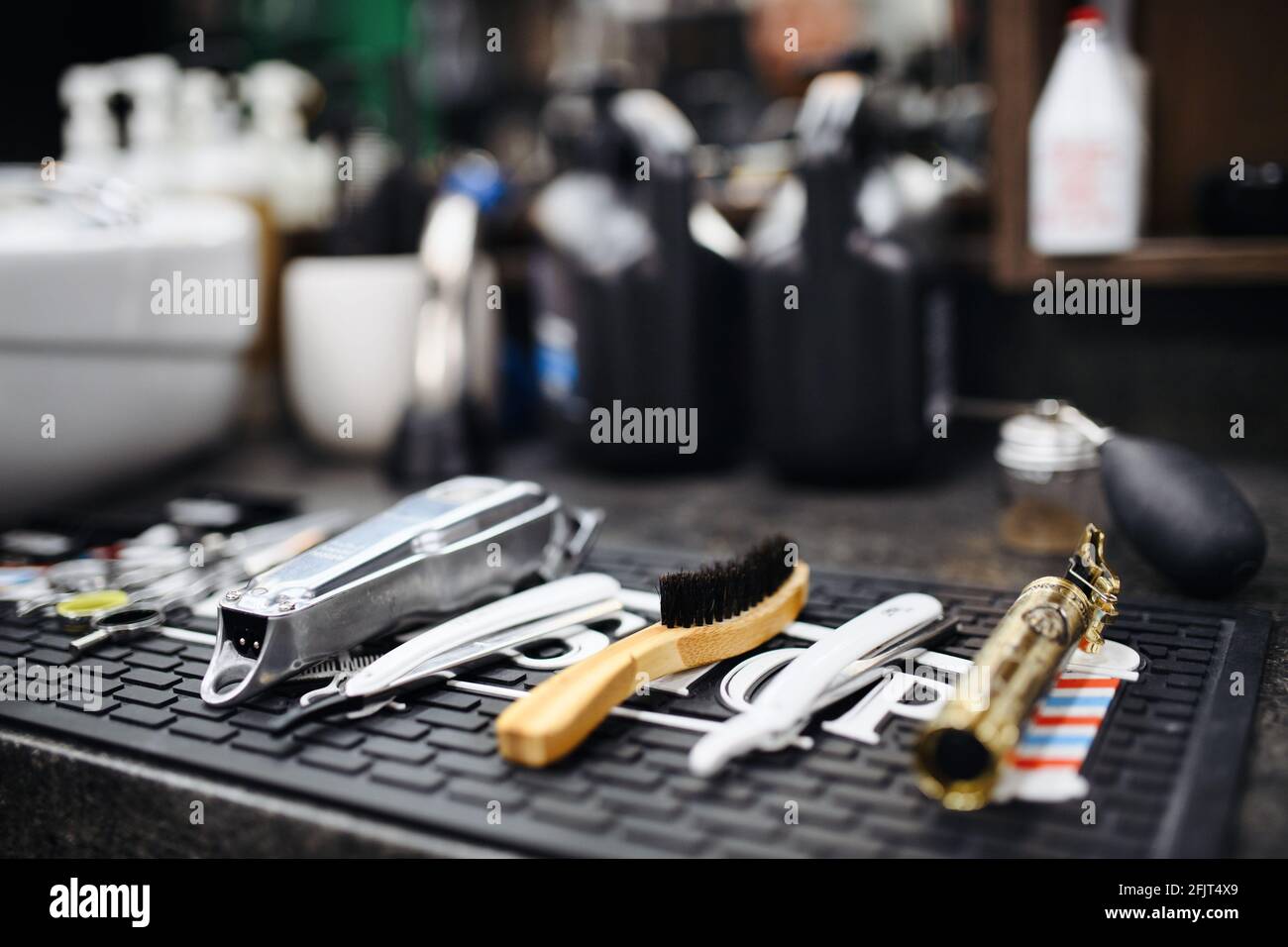 Hair cutting tools hi-res stock photography and images - Alamy