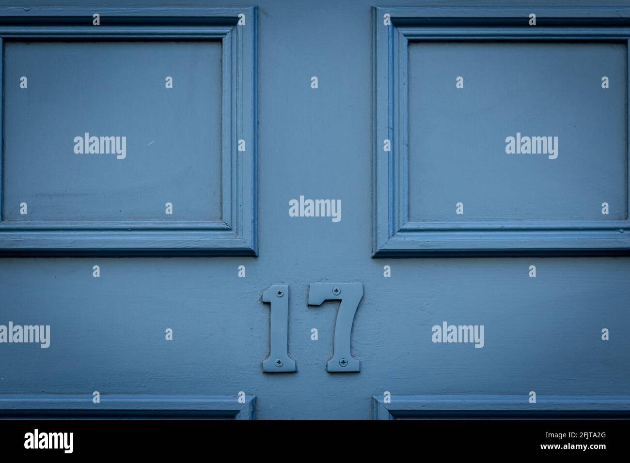 House number 17 hi-res stock photography and images - Alamy
