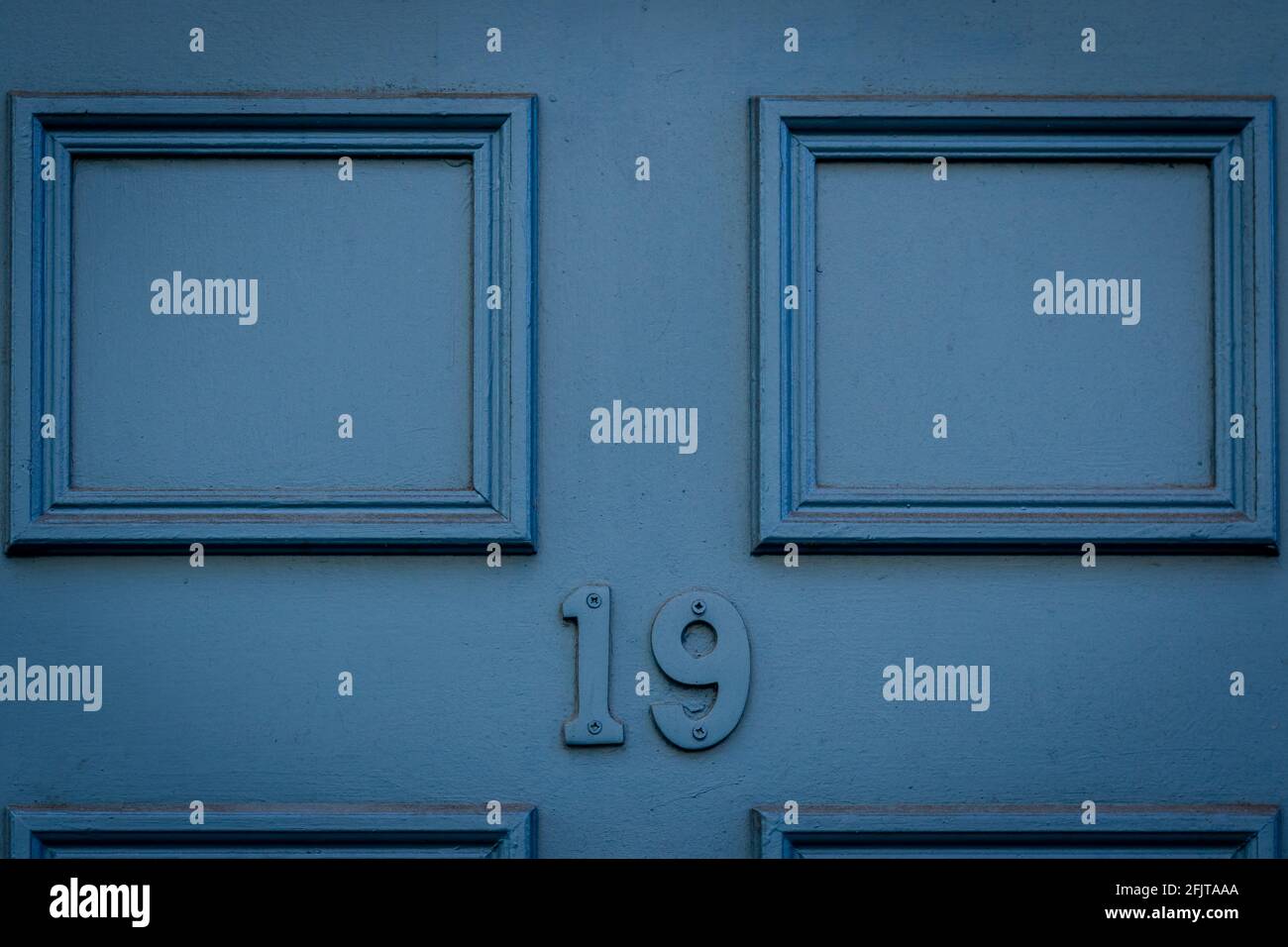 House number 19 sign hi-res stock photography and images - Alamy