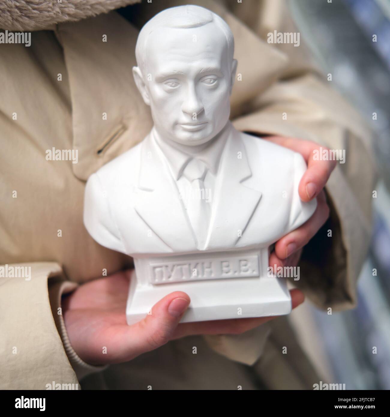 Russian president vladimir putin hand hi-res stock photography and ...