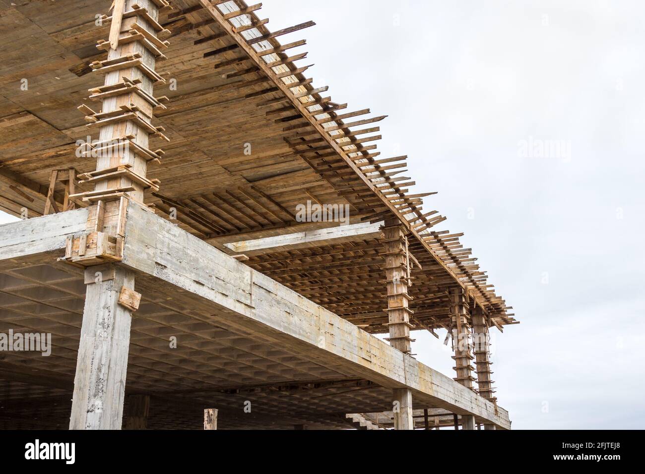 Side view of an unfinished wooden construction Stock Photo - Alamy