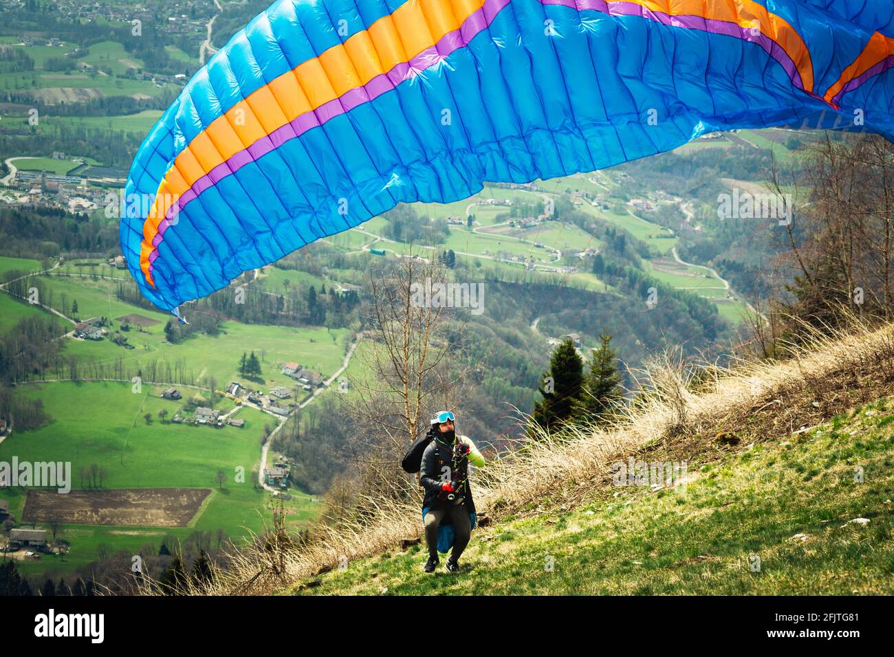 Glide slope hi-res stock photography and images - Alamy
