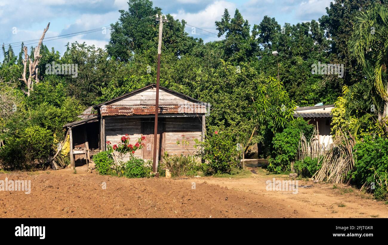 Cuban style houses hi-res stock photography and images - Alamy