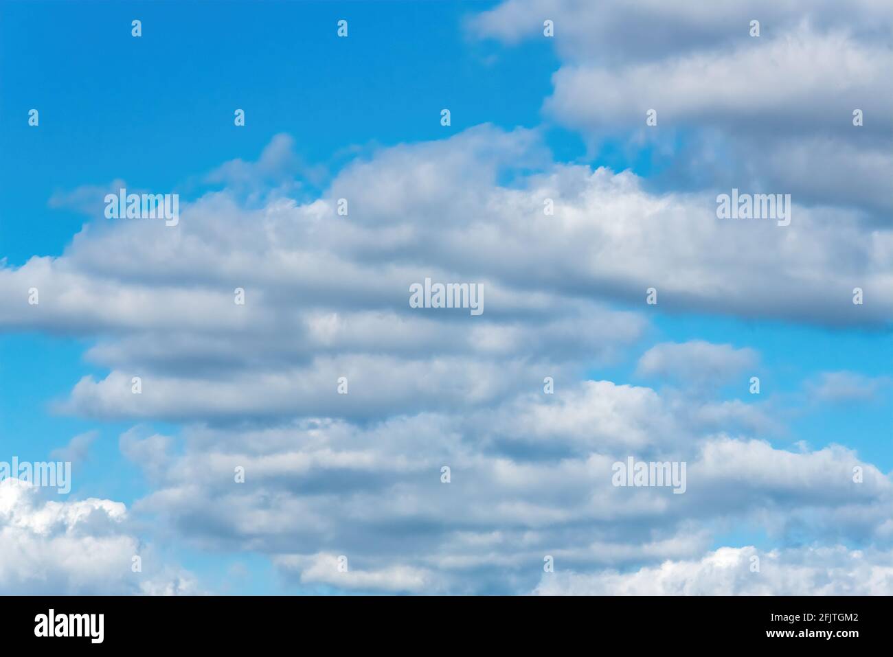 Cumulus cloud pattern hi-res stock photography and images - Alamy
