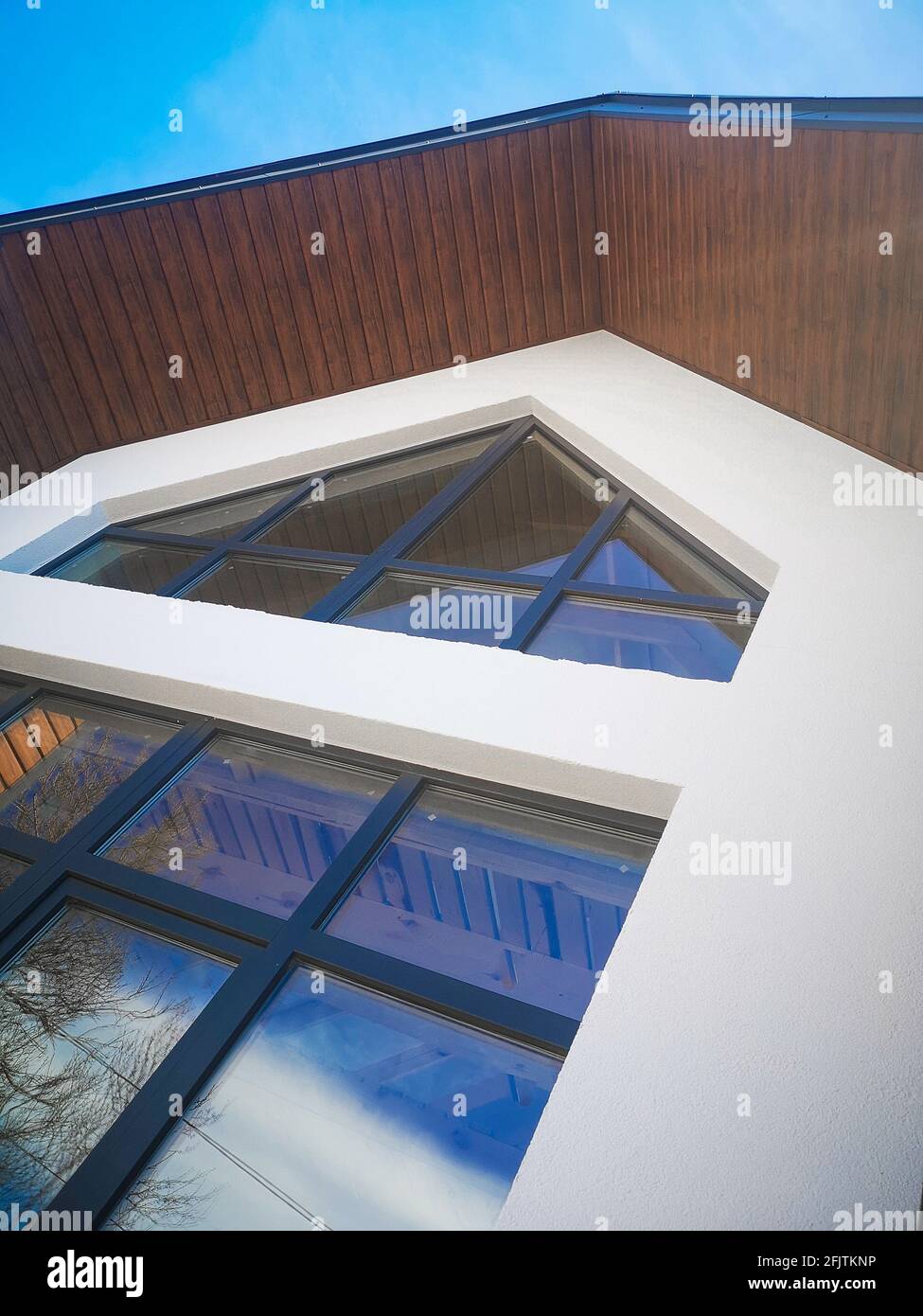 Modern windows outside curtain hi-res stock photography and images - Alamy