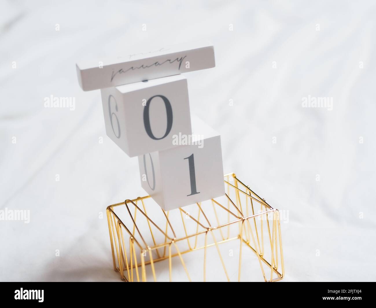 Golden sheets hi-res stock photography and images - Alamy