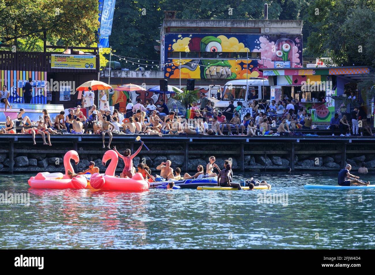 Switzerland, Canton of Geneva, Geneva, cafes and restaurants on the ...