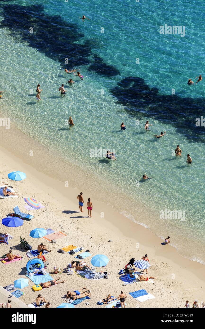 France, Alpes Maritimes, Villefranche sur Mer, Marinieres beach ...