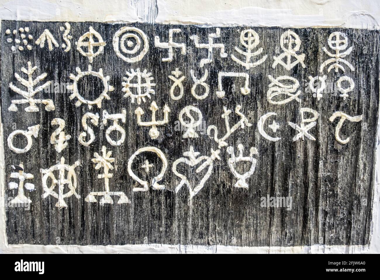 Paganism symbols hi-res stock photography and images - Alamy