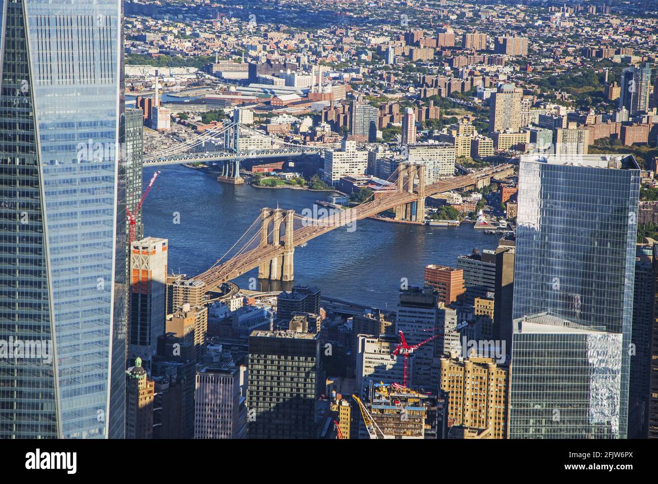 Manhattan brooklyn bridge aerial hi-res stock photography and images ...