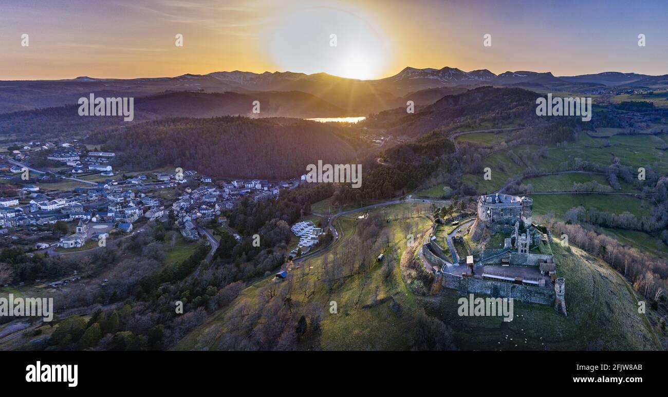 France, Puy de Dome, Murol, Chateau de Murol, Massif du Sancy, Parc ...