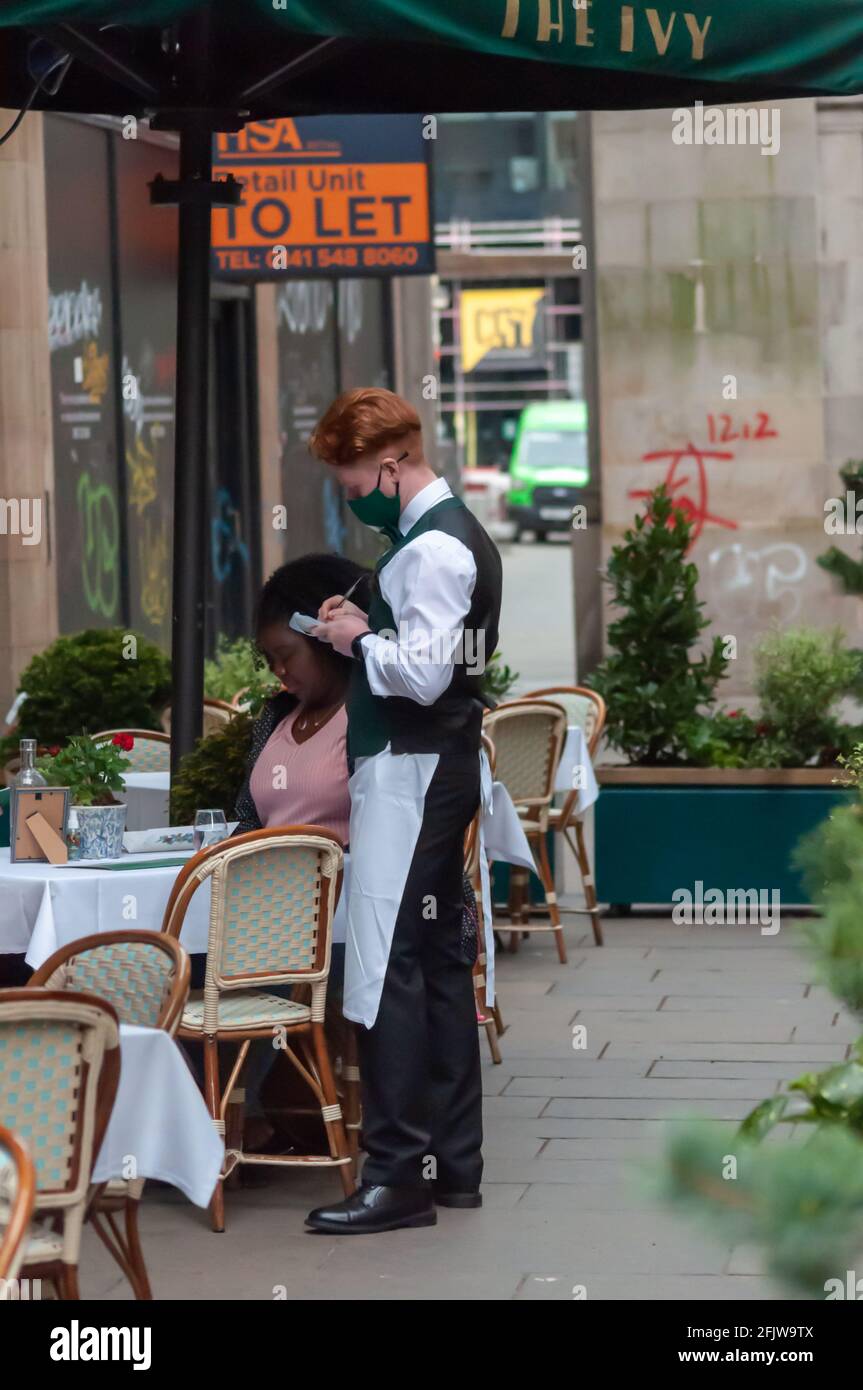 Waiter april 2021 uk hi-res stock photography and images - Alamy