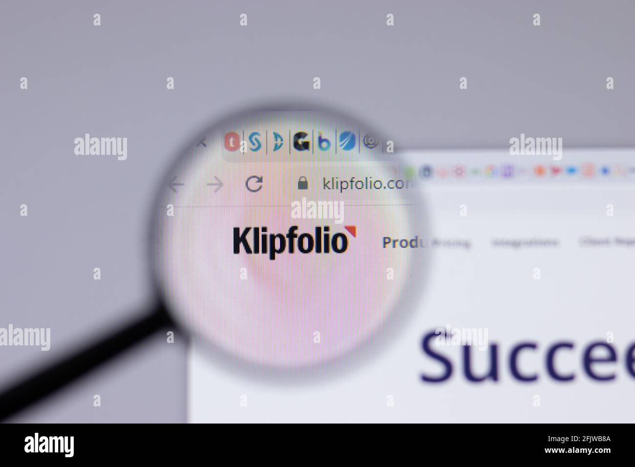 Klipfolio logo hi-res stock photography and images - Alamy