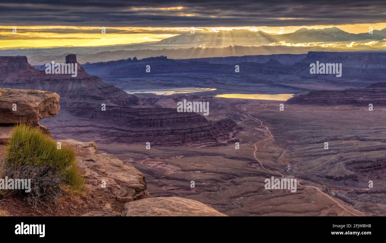 Potash evaporation ponds moab hi-res stock photography and images - Alamy