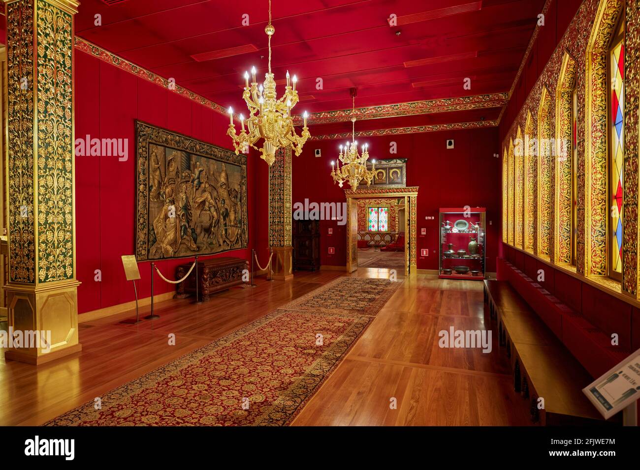 Russia palace interior hi-res stock photography and images - Alamy