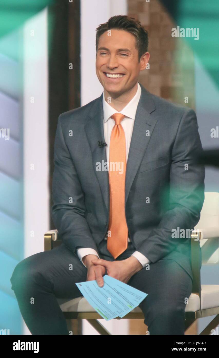 New York - NY - 20210329- Good Morning America Hosts During Broadcast ...