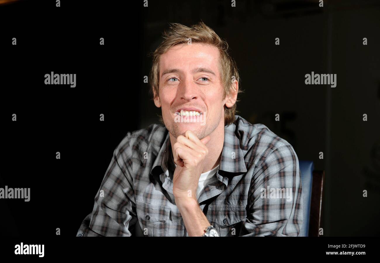 Peter Crouch England High Resolution Stock Photography and Images - Alamy