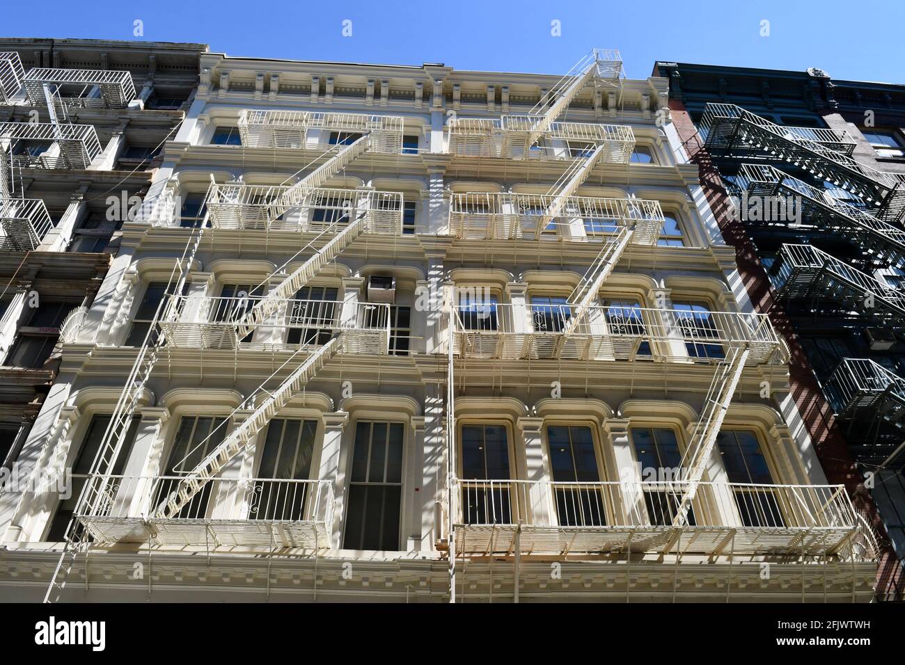 Old Buildings In Tribeca High Resolution Stock Photography and Images ...