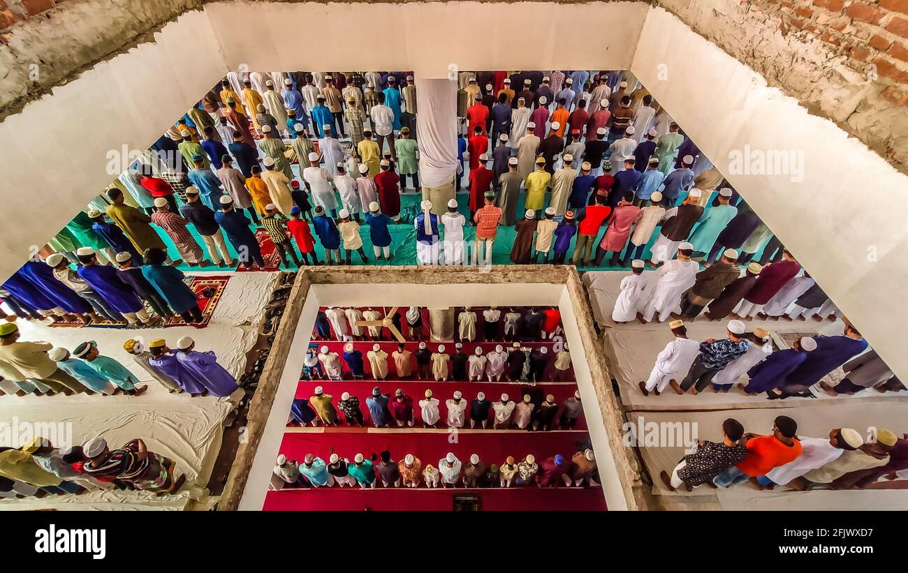 Jummah mosque hi-res stock photography and images - Alamy