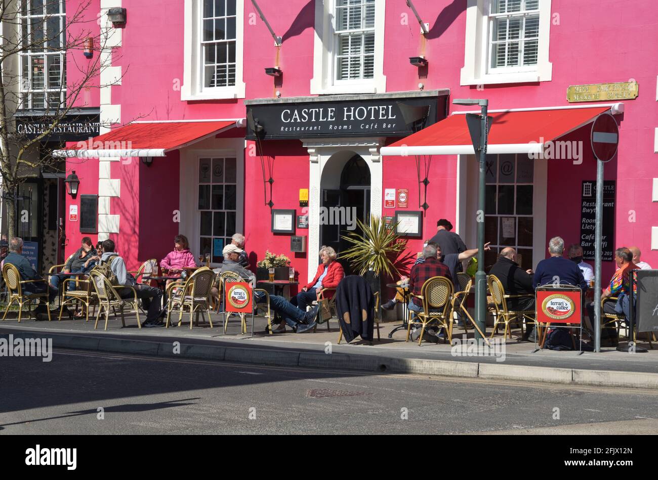 Pandemic wales hi-res stock photography and images - Alamy